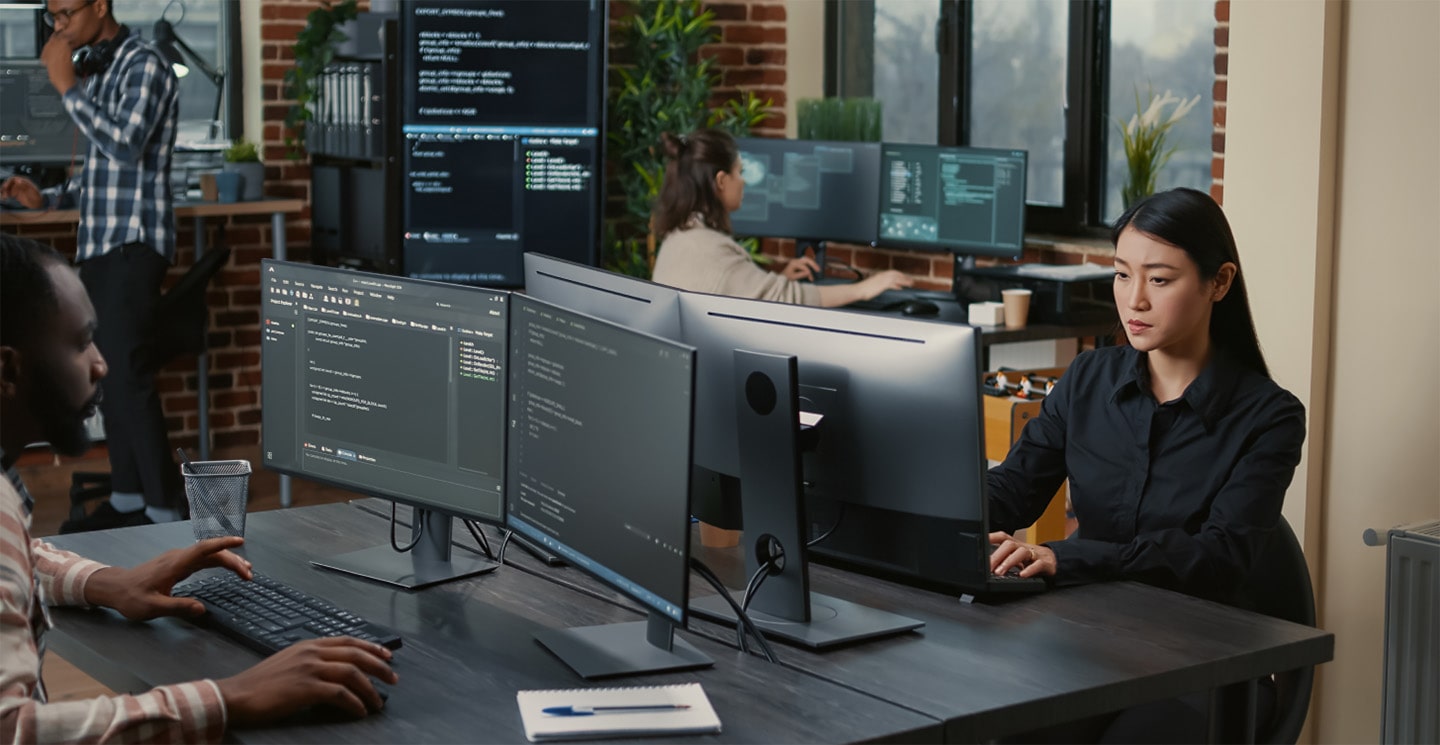 Zoho Development Services | *instinctools